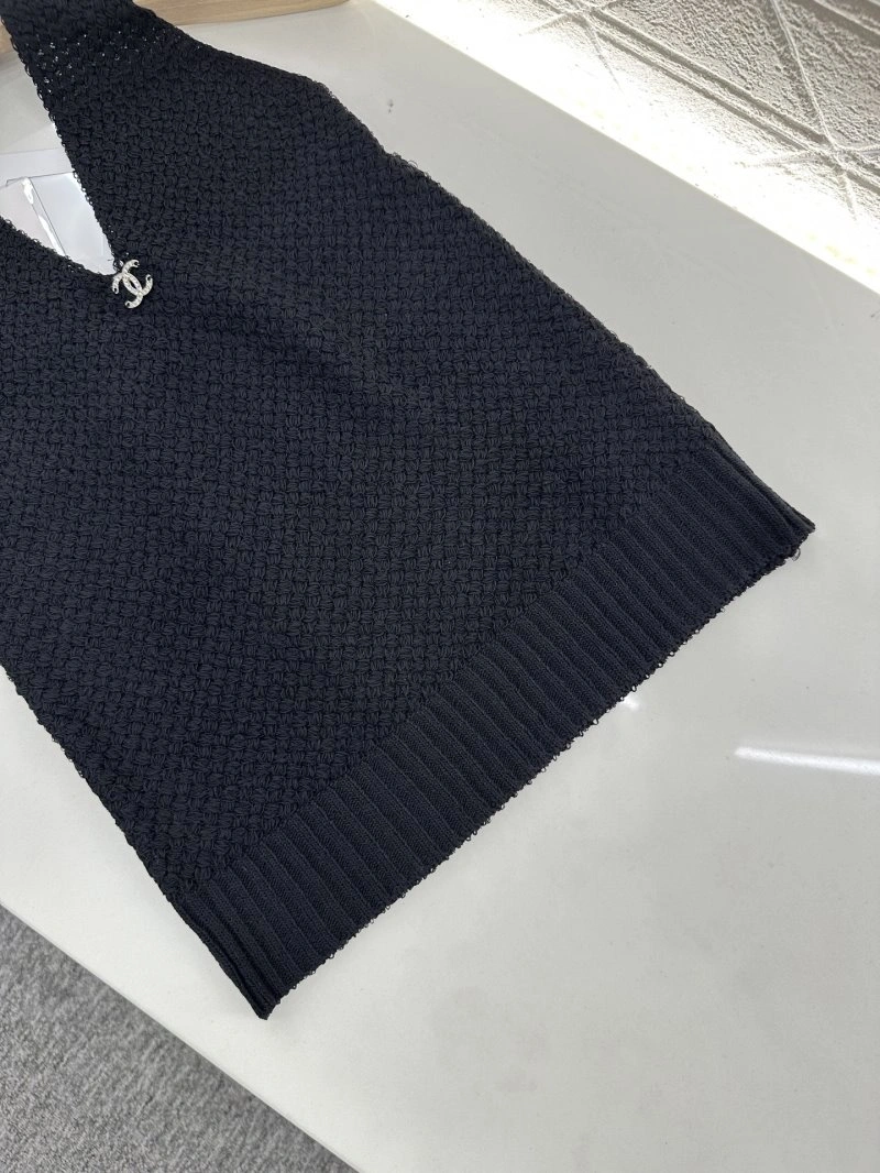 Legit Chanel Vest