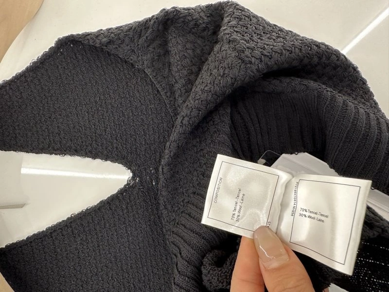 Legit Chanel Vest