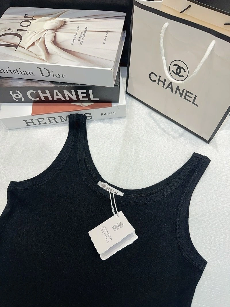 Accurate model Chanel Vest