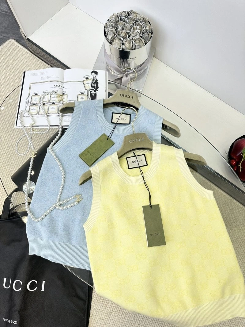 Legit Chanel Vest