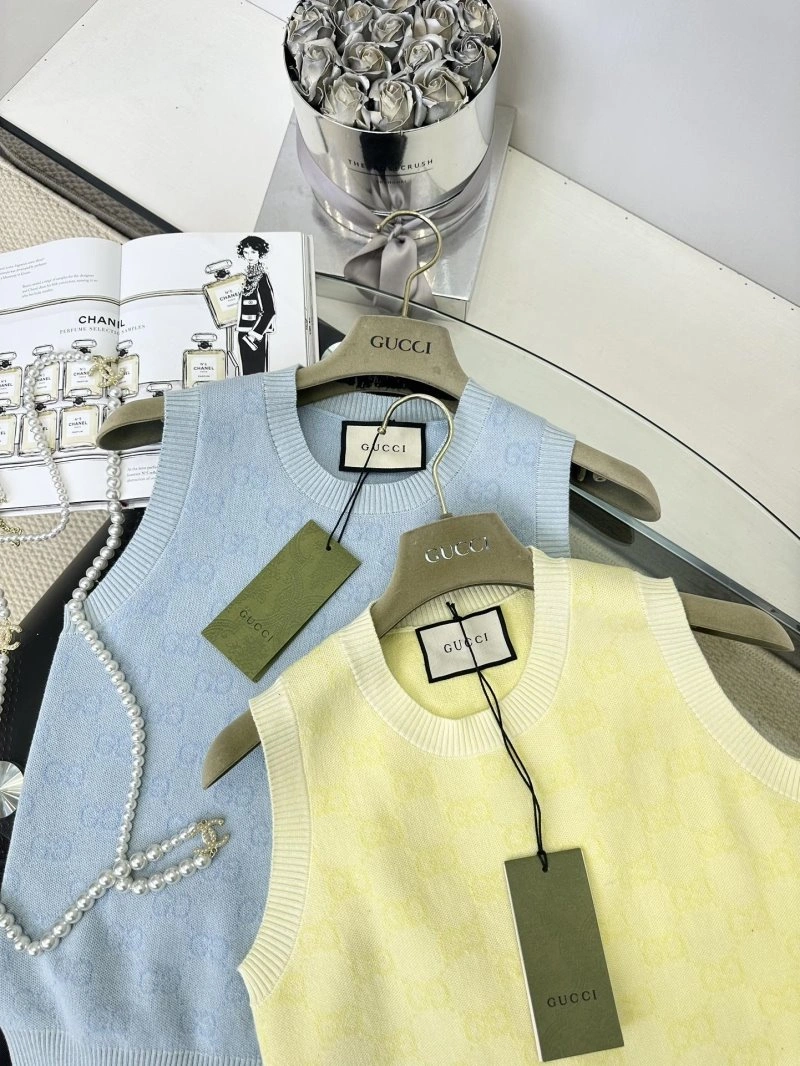 Legit Chanel Vest