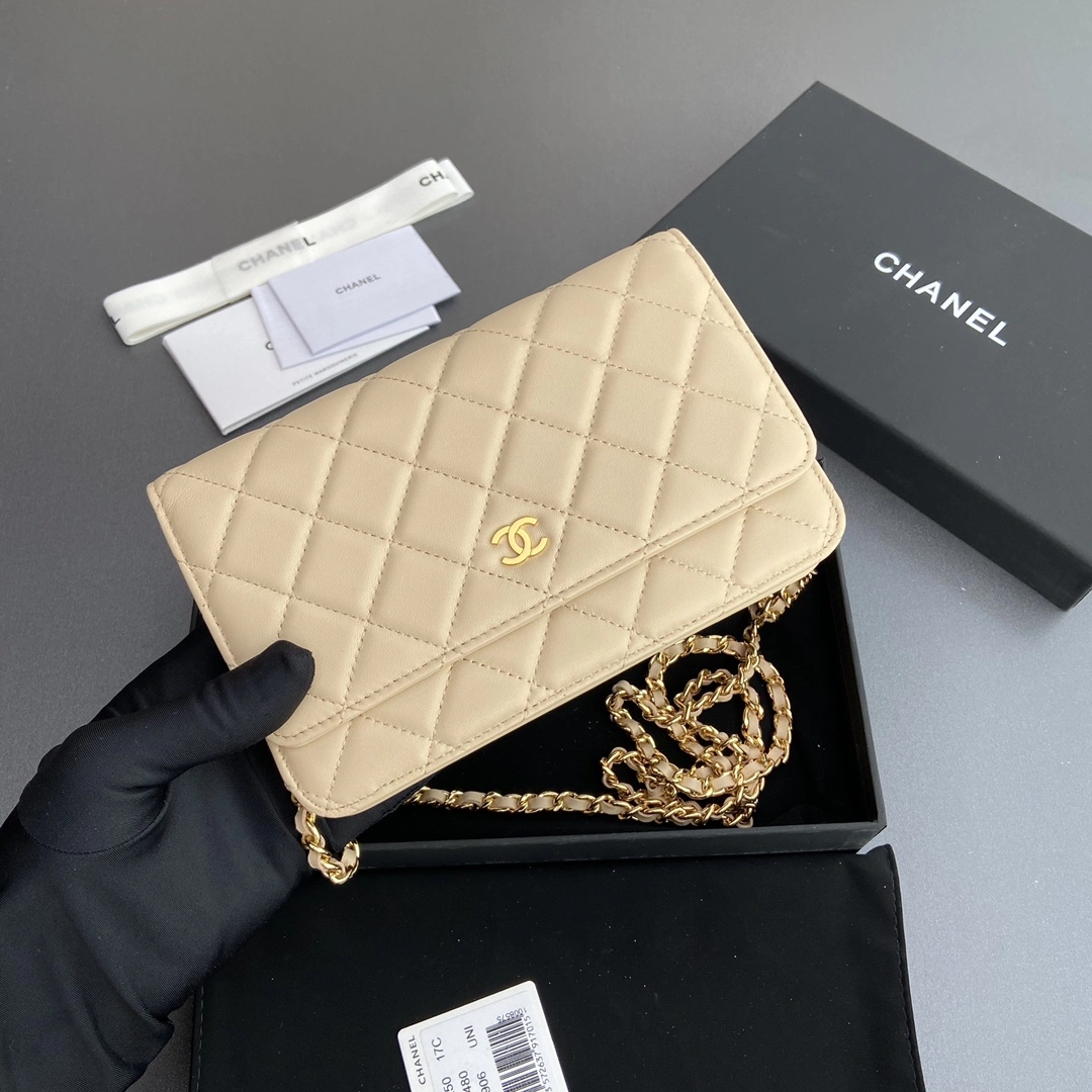 Low-cost Chanel WOC Bags