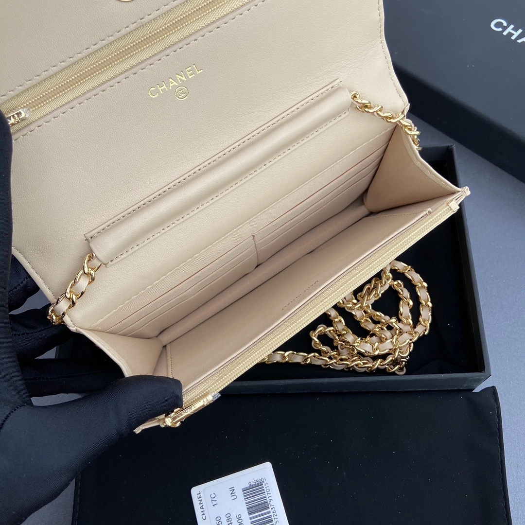 Low-cost Chanel WOC Bags