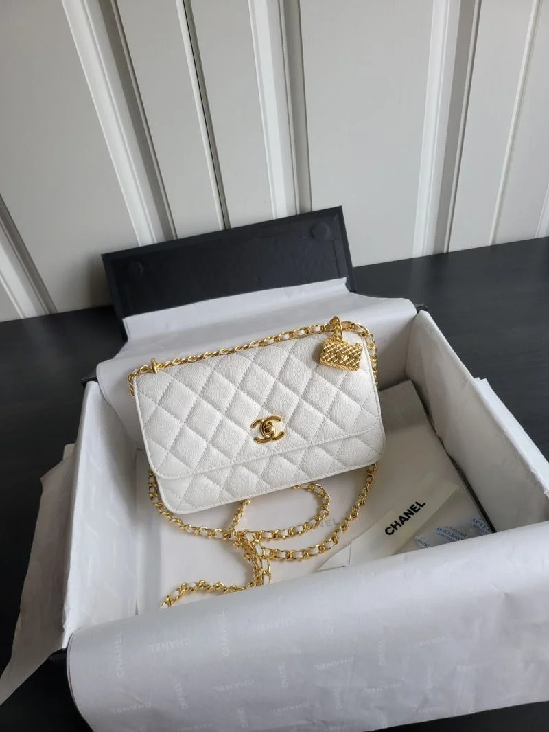 Low-cost Chanel WOC Bags
