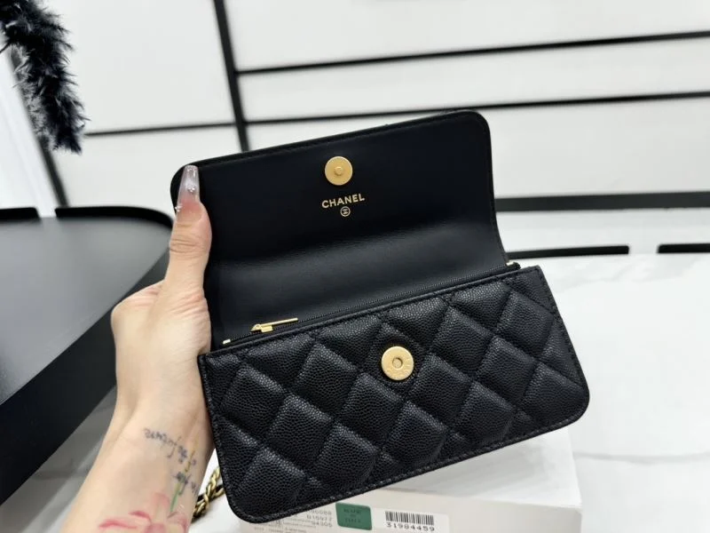 Top mirror Chanel WOC Bags