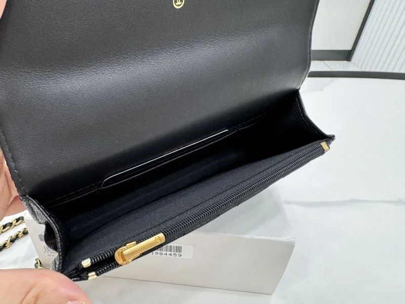 Top mirror Chanel WOC Bags