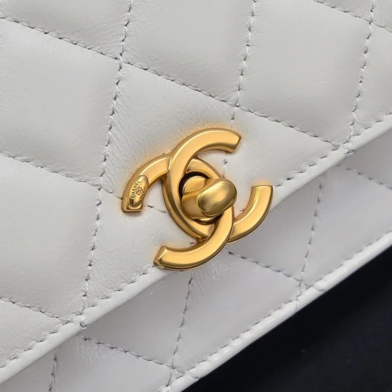 Top match Chanel WOC Bags