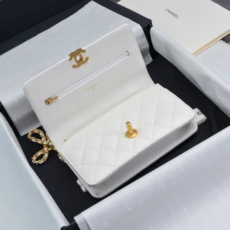 Top match Chanel WOC Bags