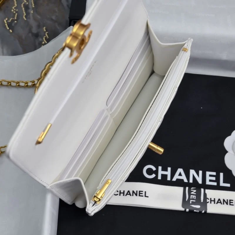 Top match Chanel WOC Bags