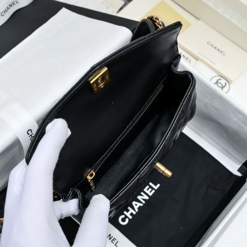 Low-cost Chanel Waist Chest Packs