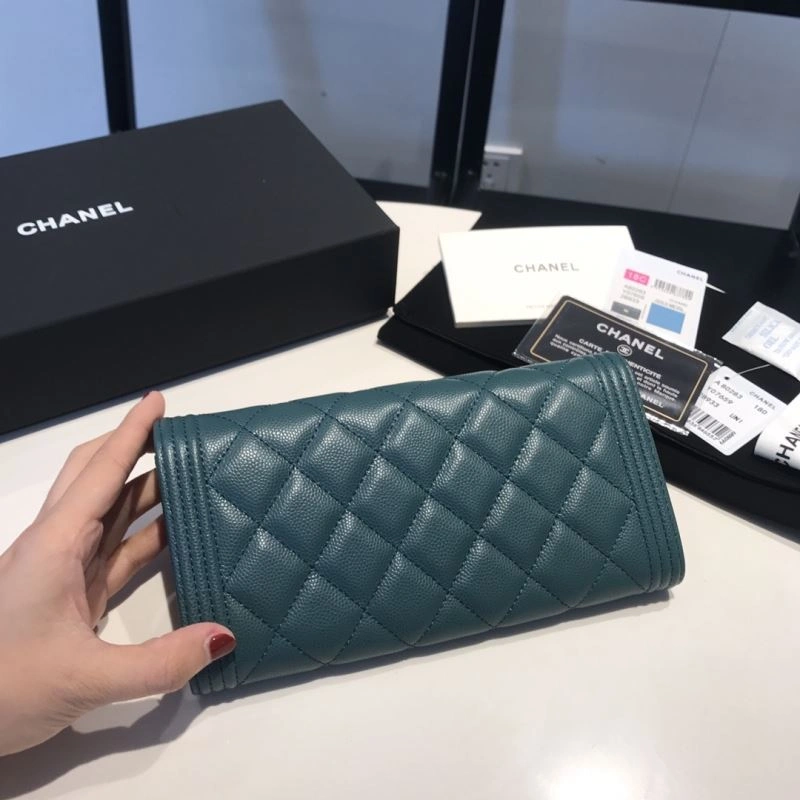 Value-priced Chanel Wallet Purse