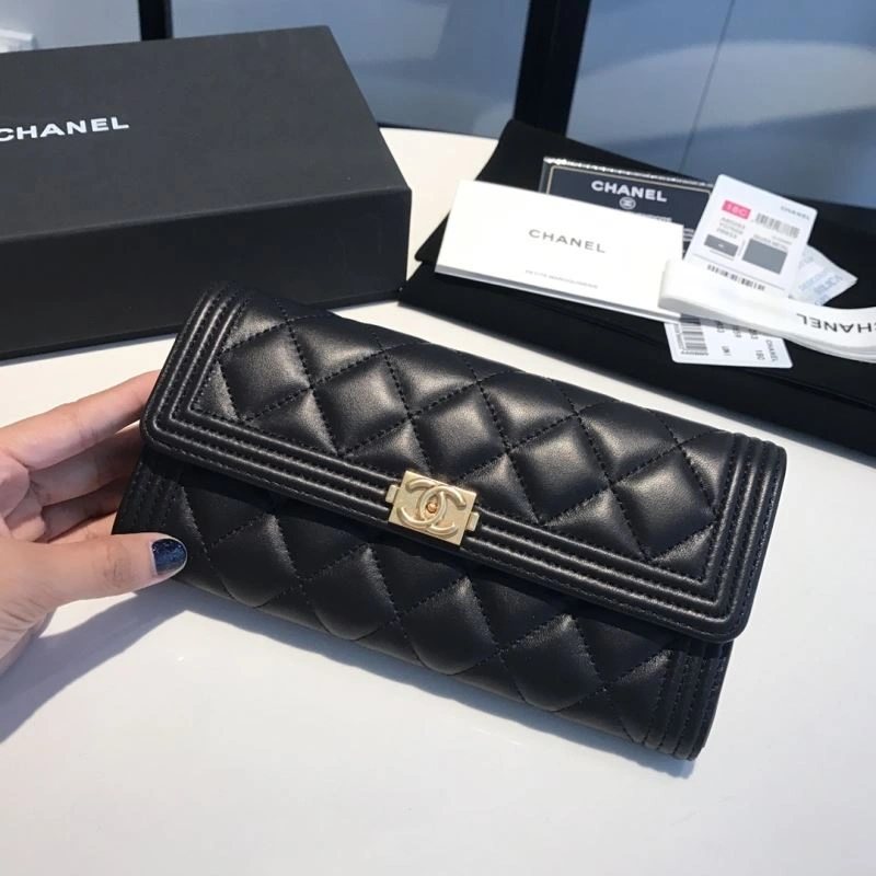 Budget-friendly Chanel Wallet Purse