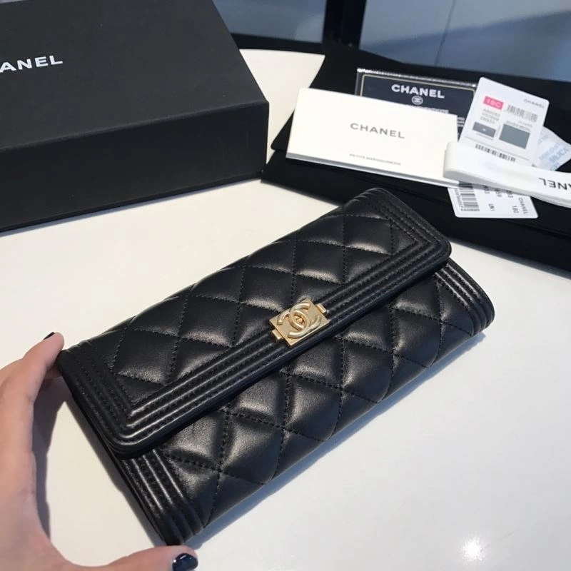 Budget-friendly Chanel Wallet Purse