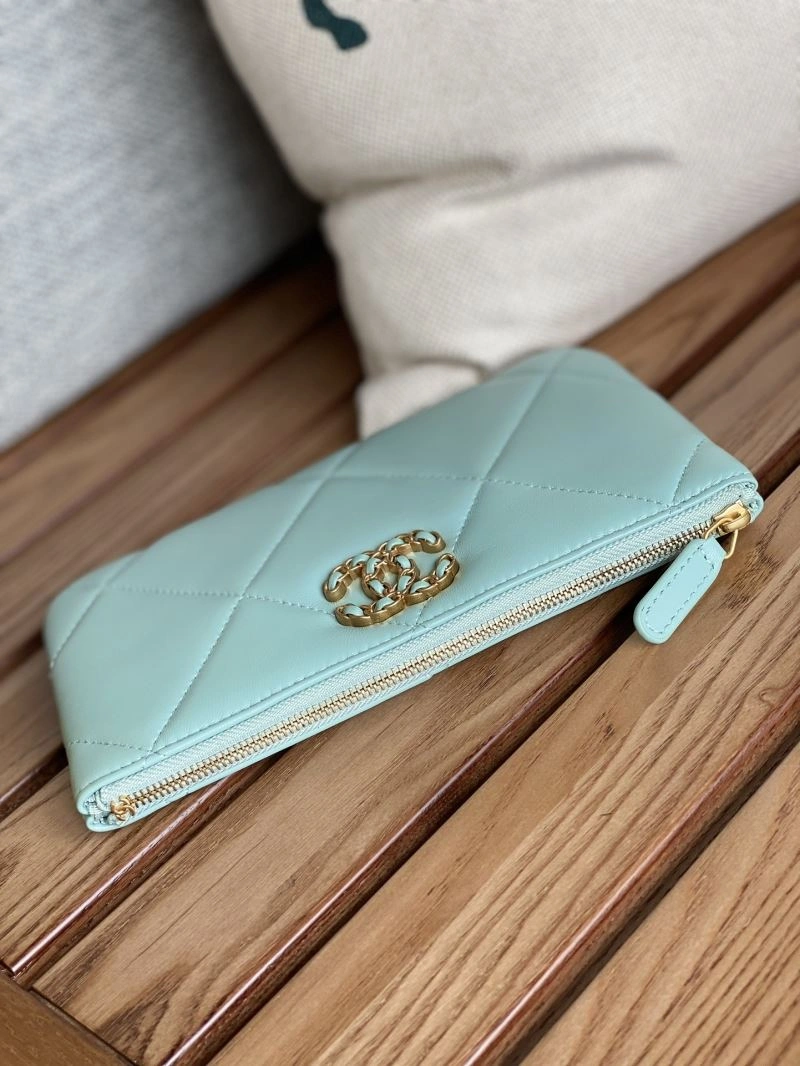 Budget-friendly Chanel Wallet Purse