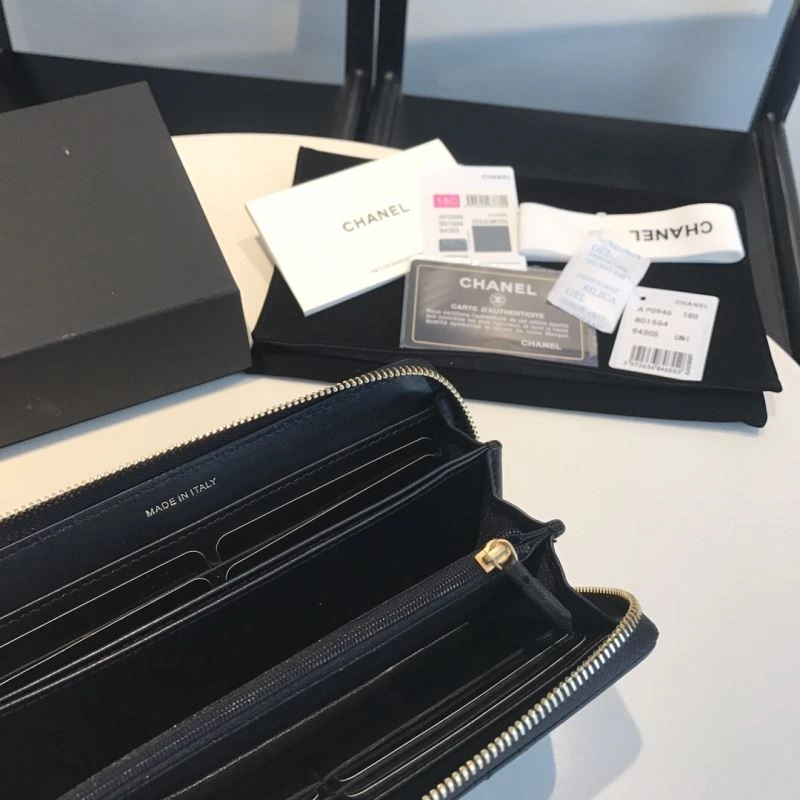 Value-priced Chanel Wallet Purse