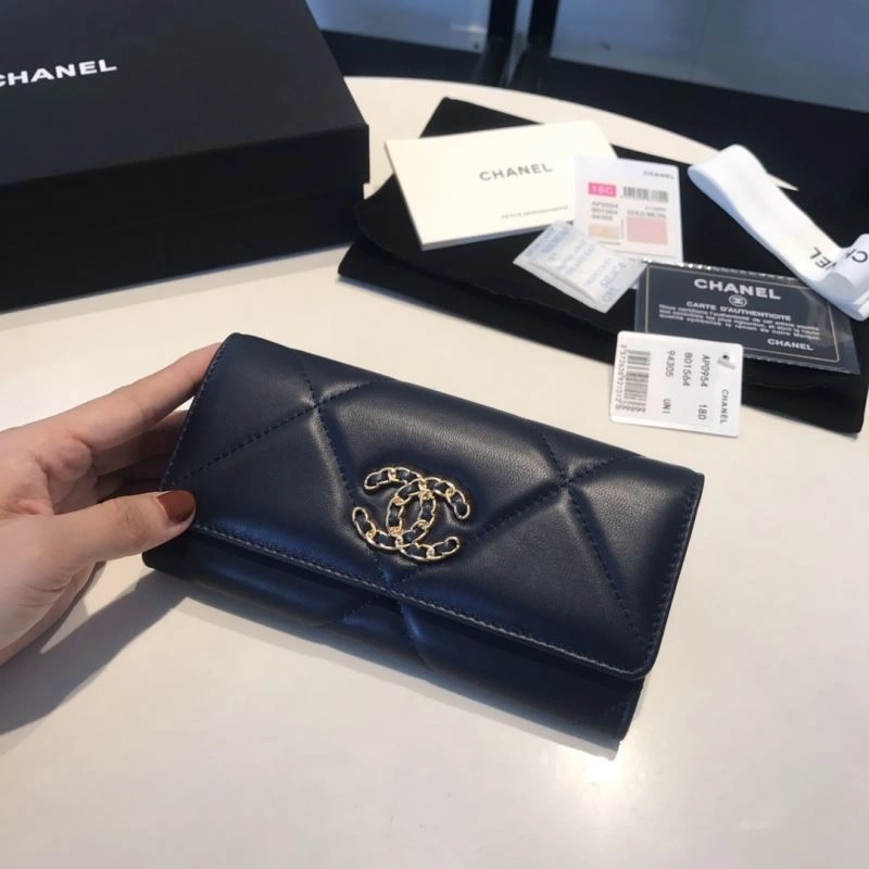 Budget-friendly Chanel Wallet Purse
