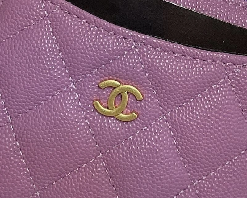Indistinguishable Chanel Wallet Purse