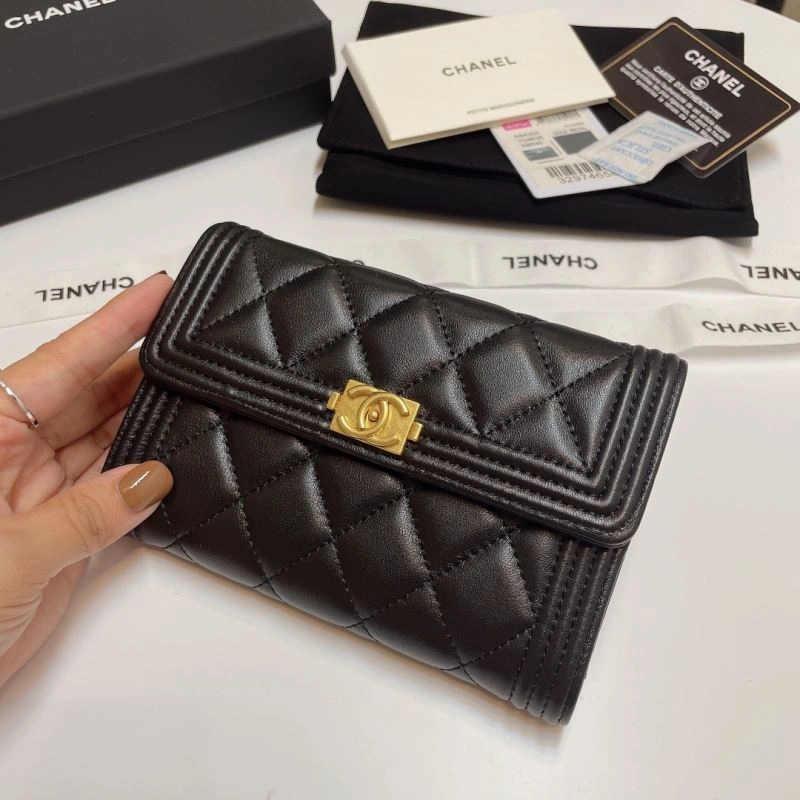 Budget-friendly Chanel Wallet Purse