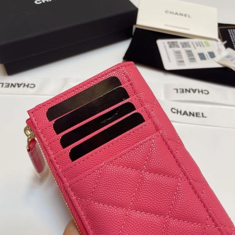 Indistinguishable Chanel Wallet Purse