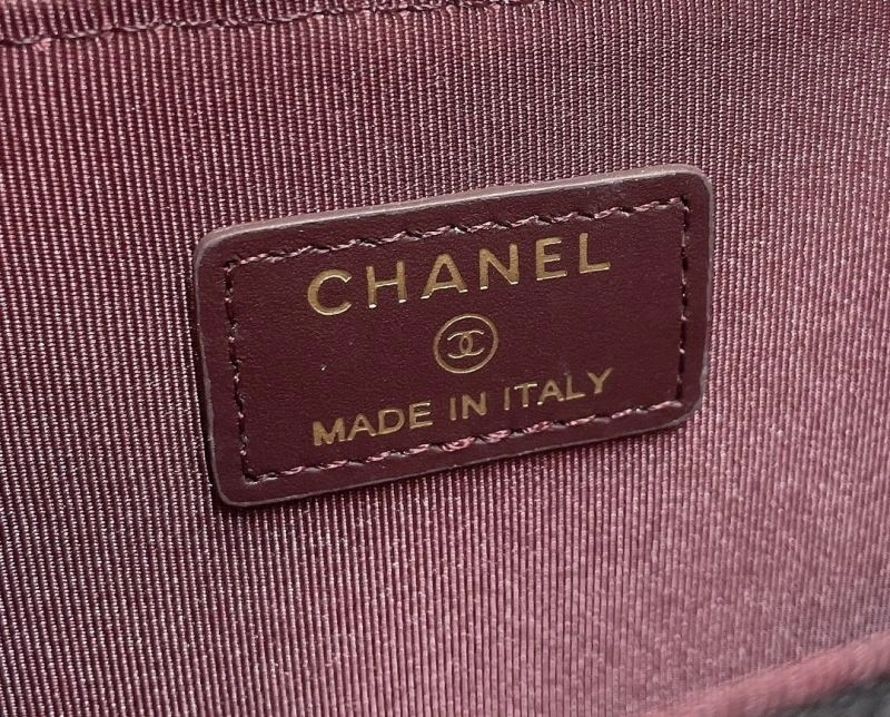 Indistinguishable Chanel Wallet Purse