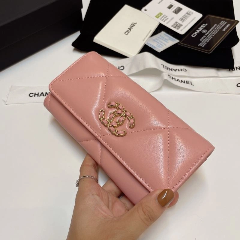 Budget-friendly Chanel Wallet Purse