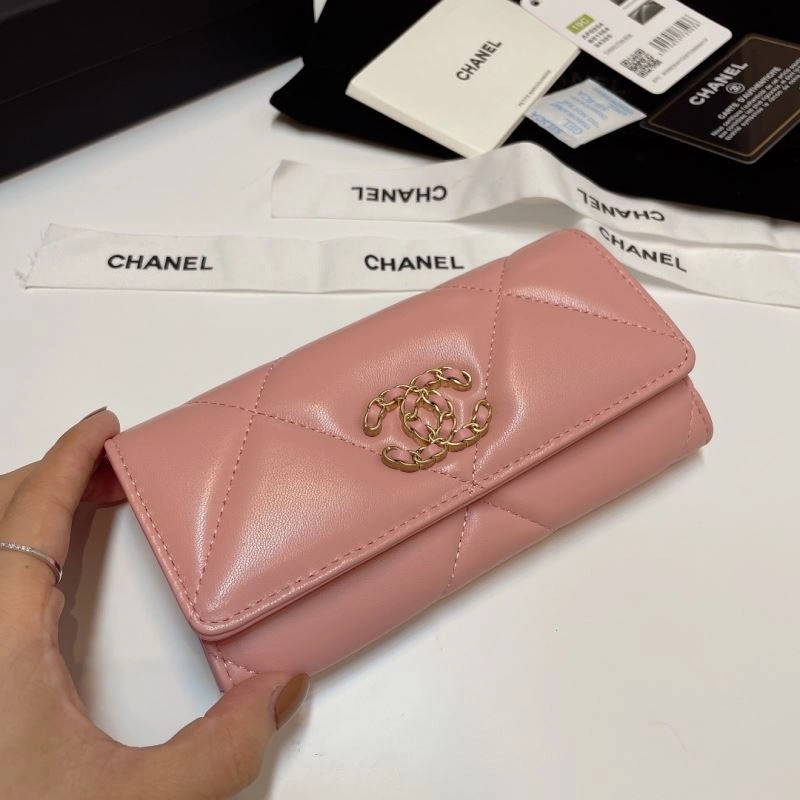 Budget-friendly Chanel Wallet Purse