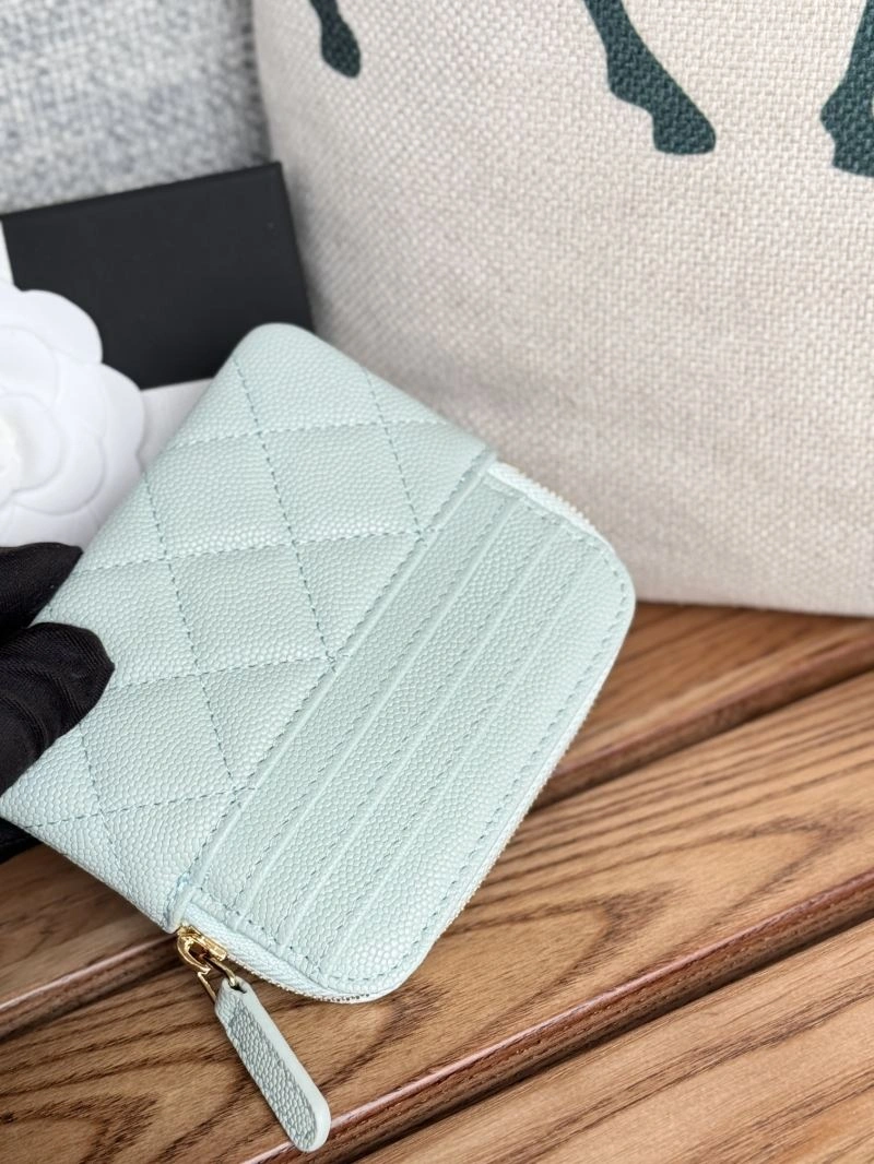 Indistinguishable Chanel Wallet Purse