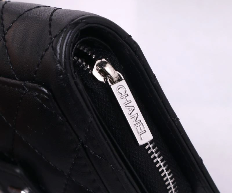 Indistinguishable Chanel Wallets Purse