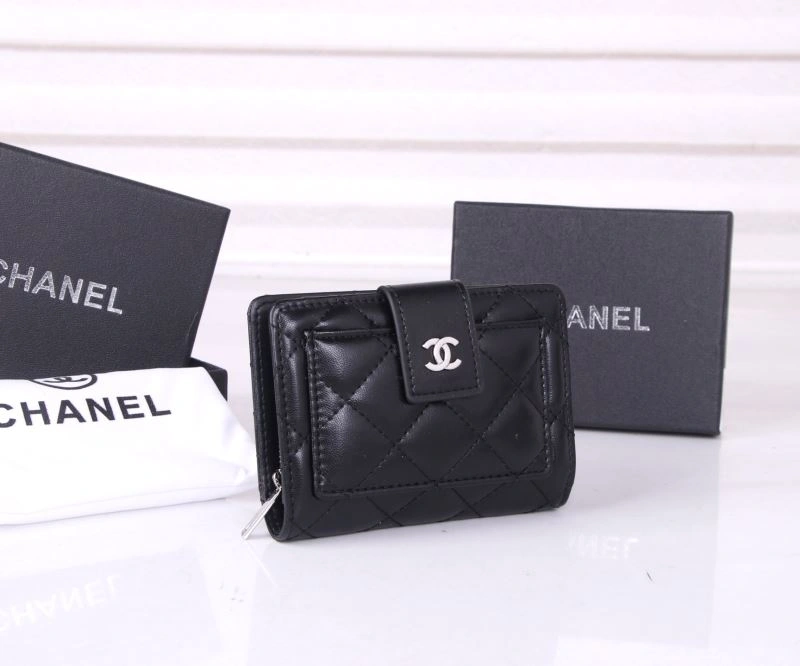 Indistinguishable Chanel Wallets Purse
