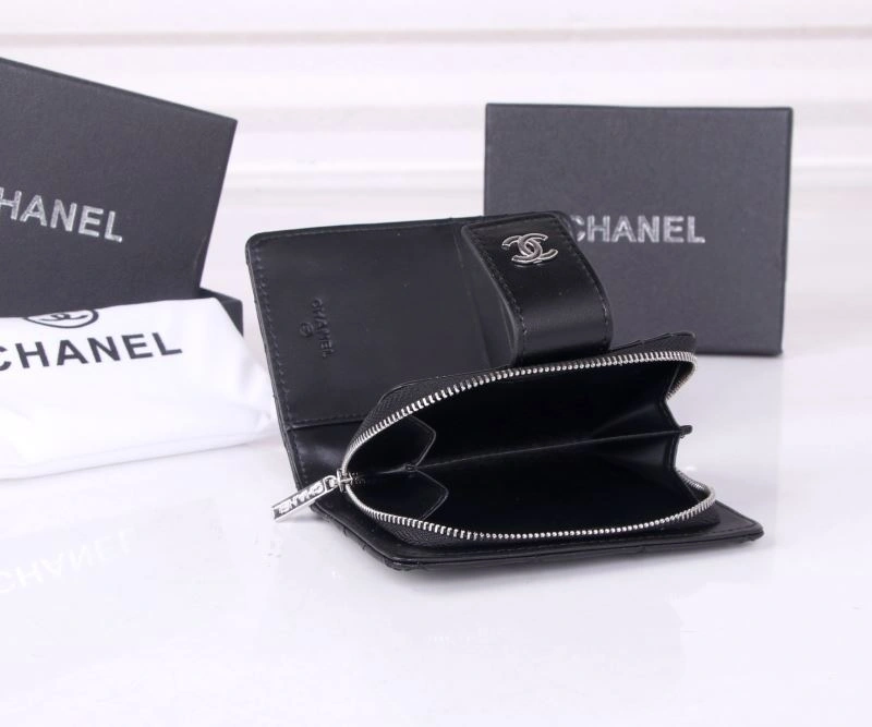 Indistinguishable Chanel Wallets Purse