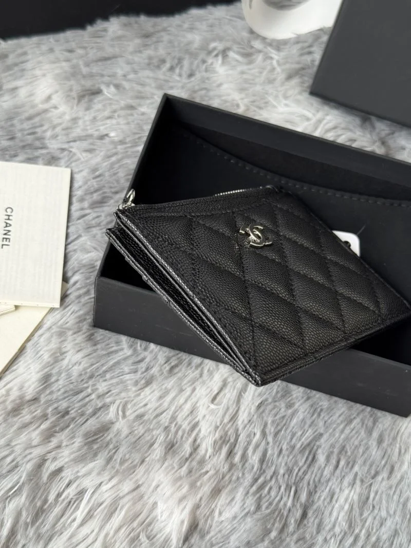 Indistinguishable Chanel Wallets Purse