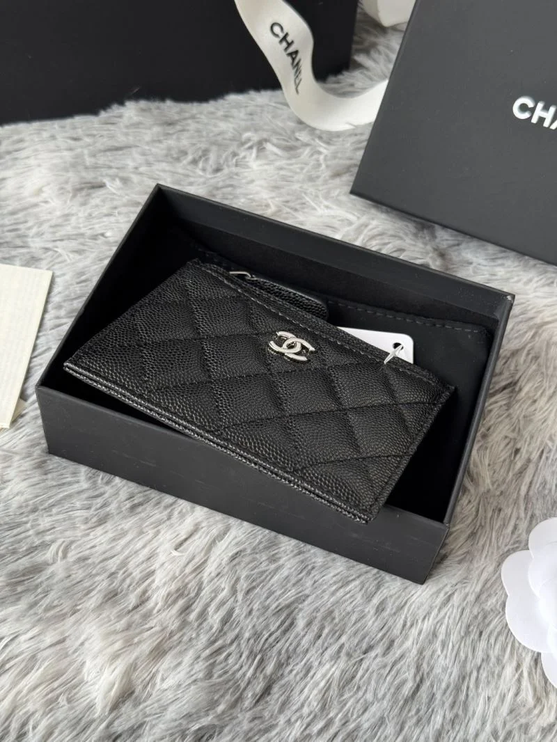 Indistinguishable Chanel Wallets Purse