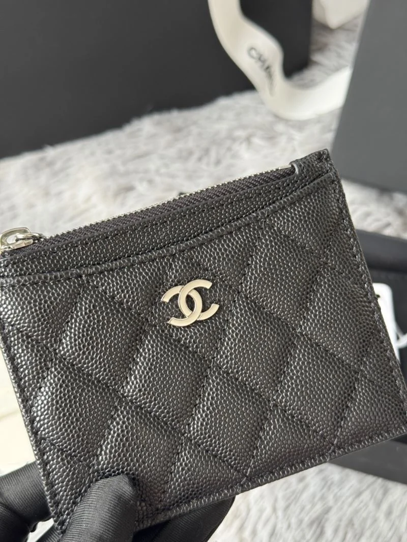 Indistinguishable Chanel Wallets Purse