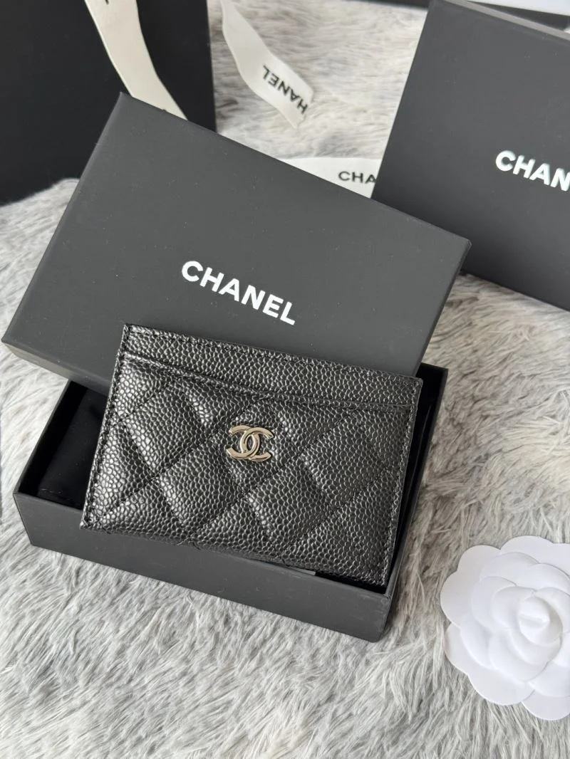 Indistinguishable Chanel Wallets Purse