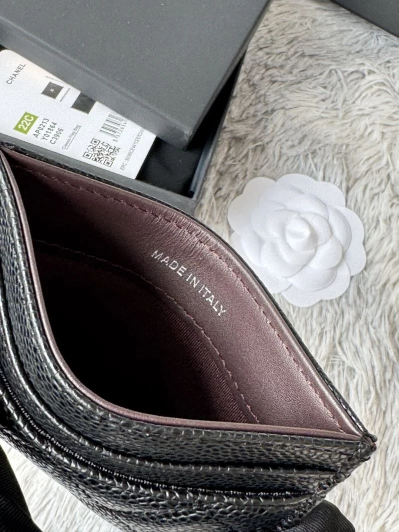 Indistinguishable Chanel Wallets Purse
