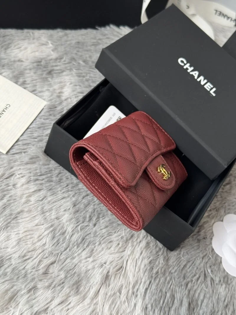 Indistinguishable Chanel Wallets Purse