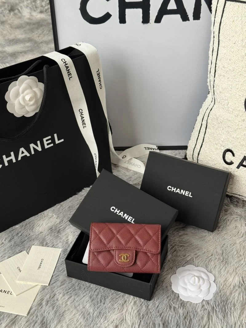 Indistinguishable Chanel Wallets Purse
