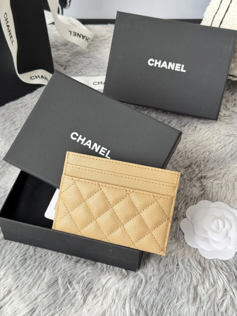 Indistinguishable Chanel Wallets Purse