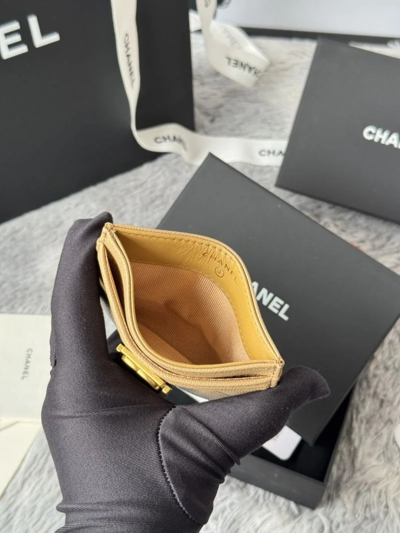 Indistinguishable Chanel Wallets Purse