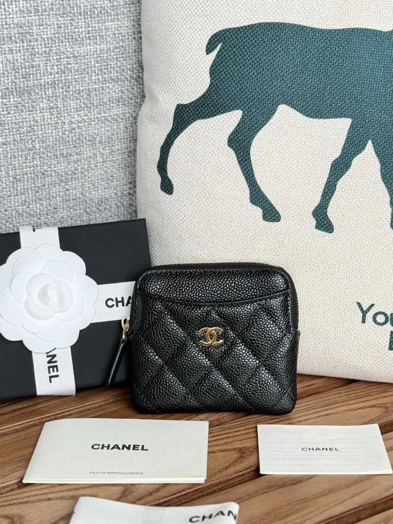 Indistinguishable Chanel Wallets Purse