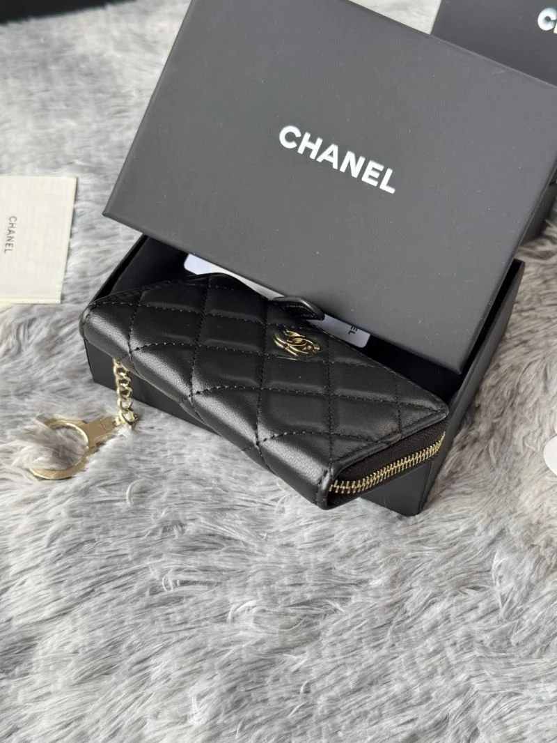 Indistinguishable Chanel Wallets Purse