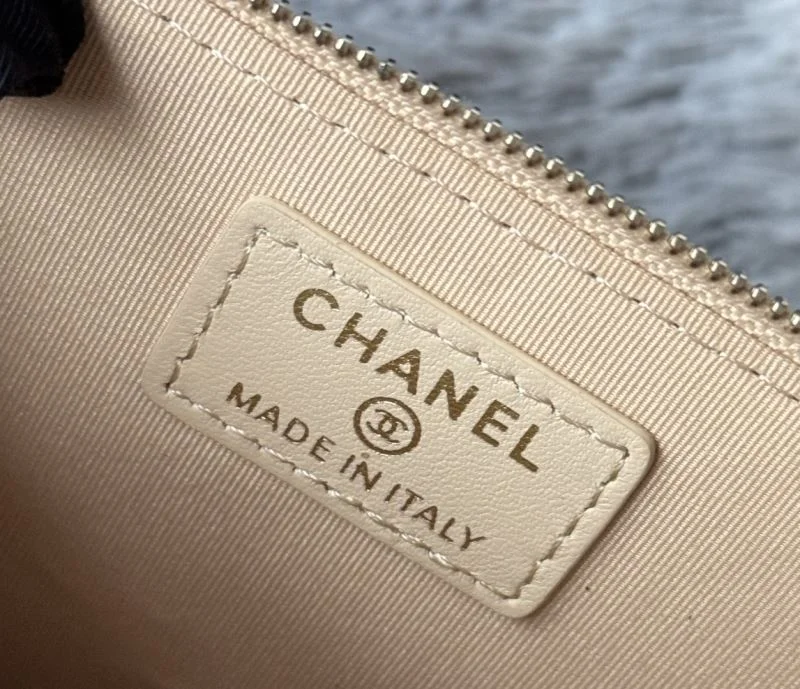 1:1 copy Chanel Wallets Purse