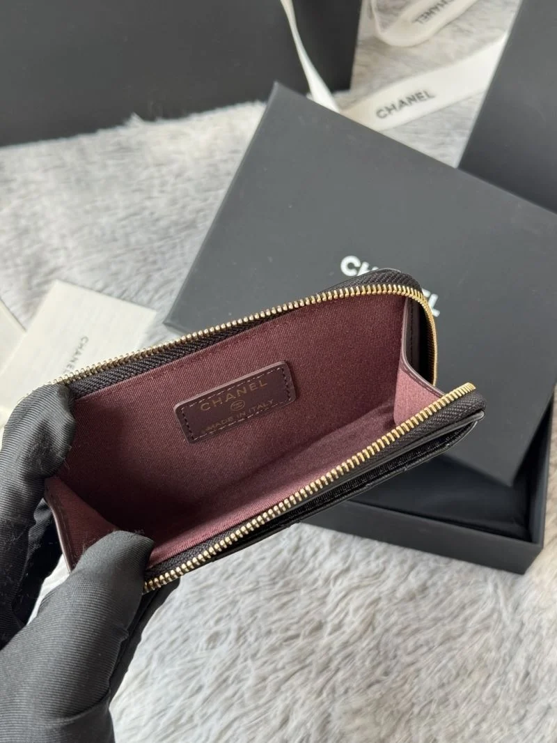 Indistinguishable Chanel Wallets Purse