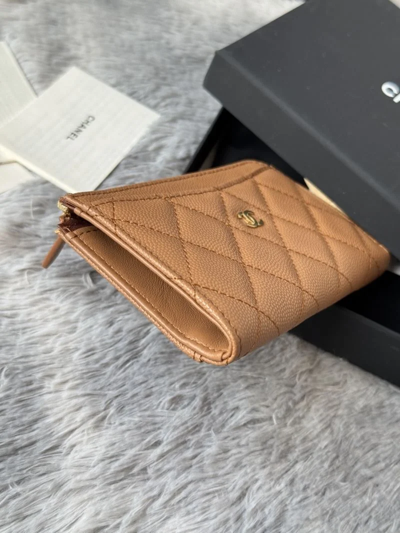 Indistinguishable Chanel Wallets Purse