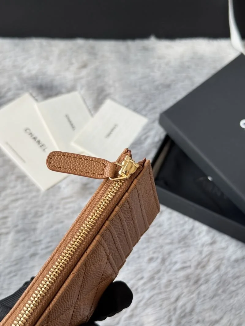 Indistinguishable Chanel Wallets Purse