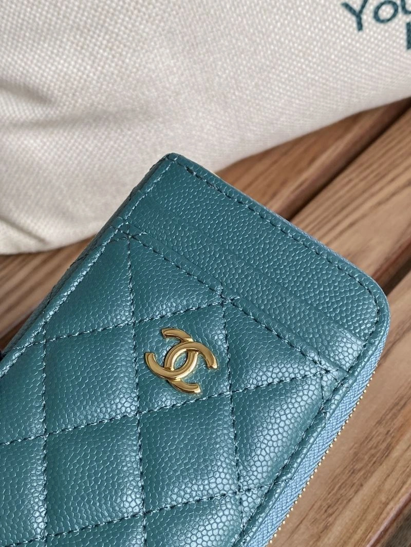 Indistinguishable Chanel Wallets Purse