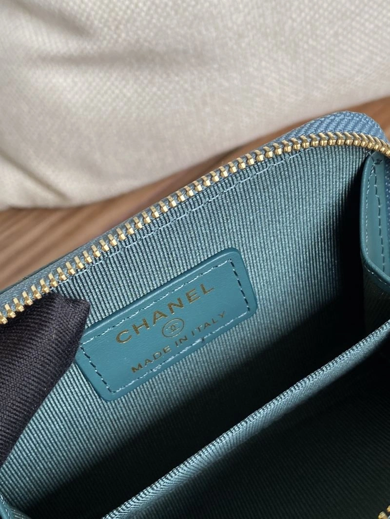 Indistinguishable Chanel Wallets Purse