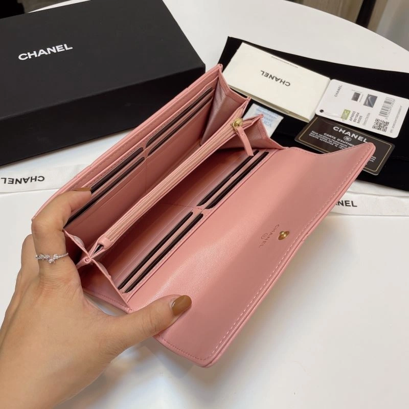 Indistinguishable Chanel Wallets Purse