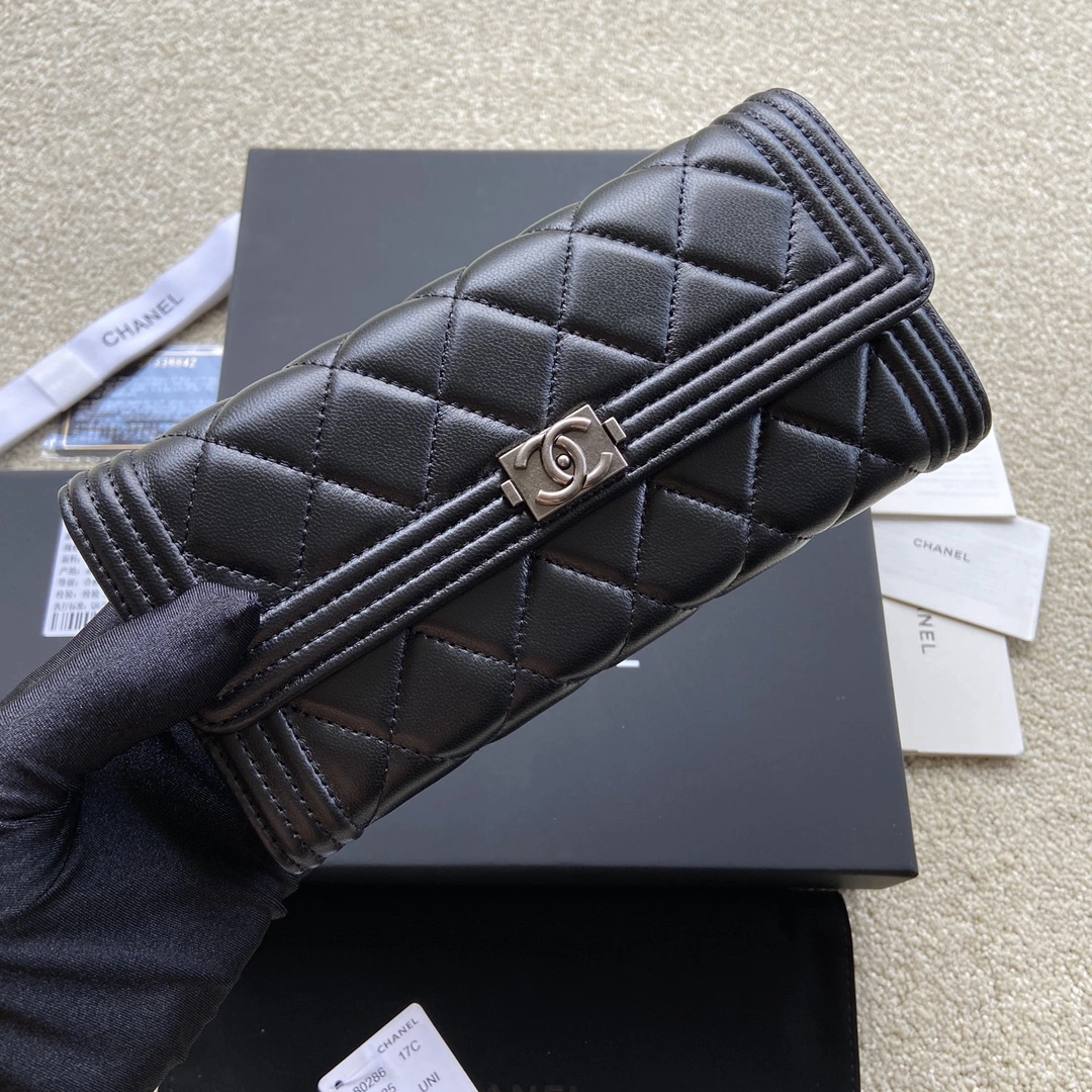 Reasonably priced Chanel Wallets Purse