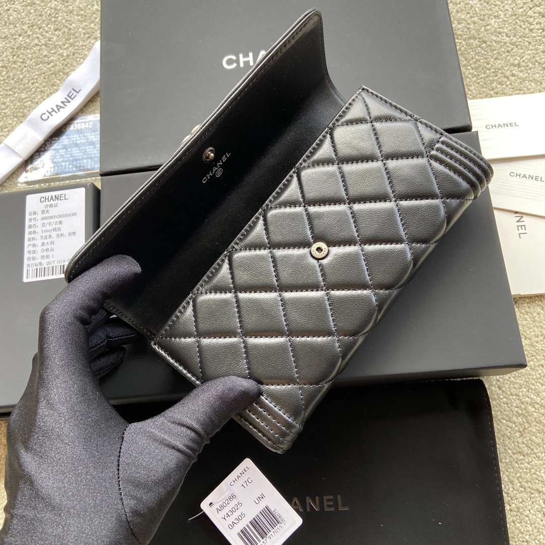 Reasonably priced Chanel Wallets Purse